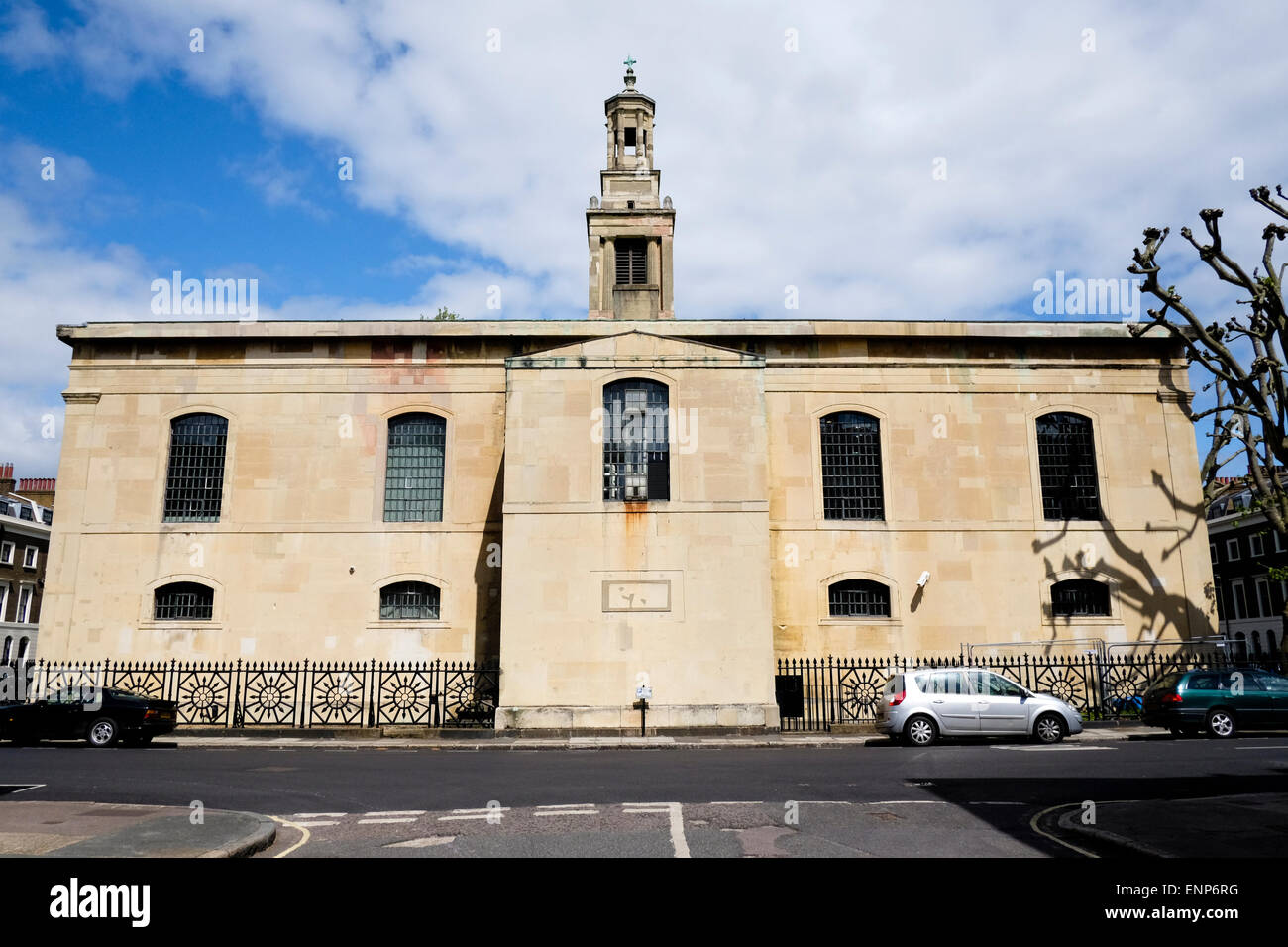 Trinity church square london hi-res stock photography and images - Alamy