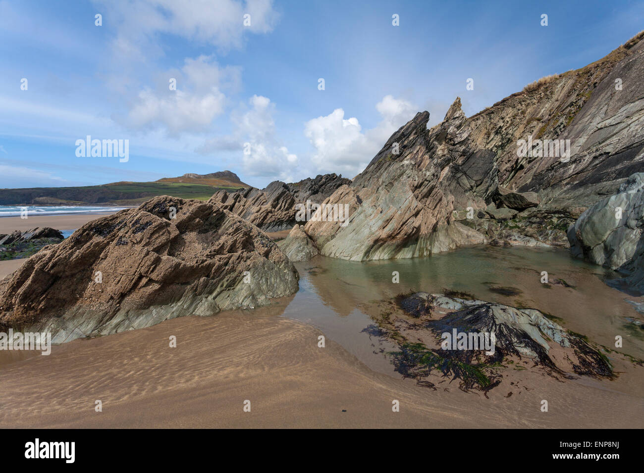 Dramatic scenery of beach and coastline at Whitesands Bay ...