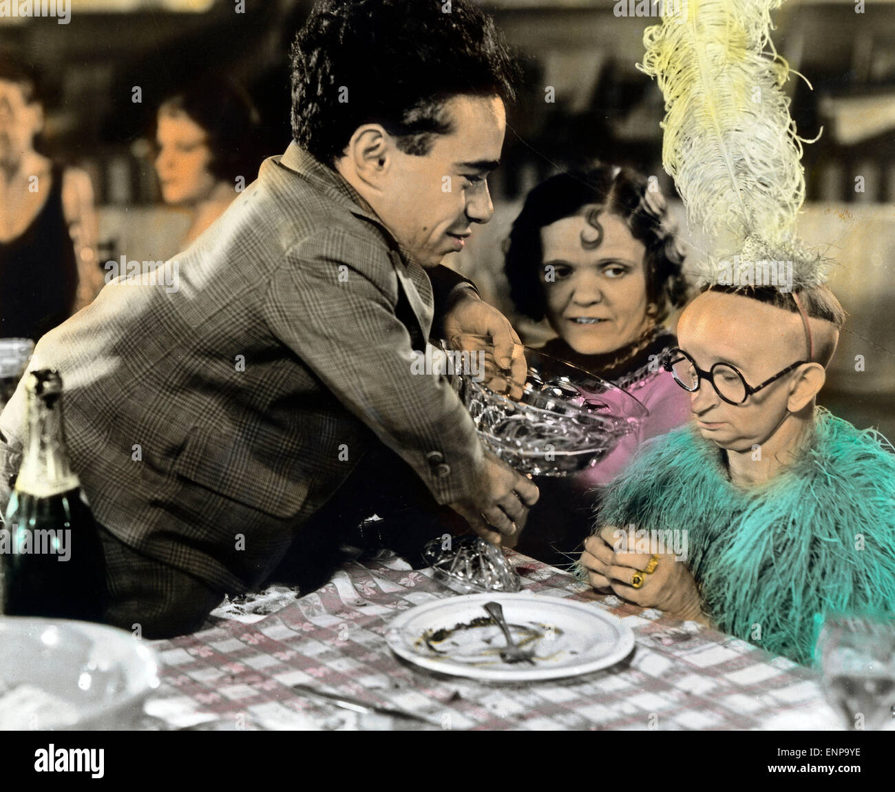 Freaks 1932 angelo rossitto hi-res stock photography and images - Alamy