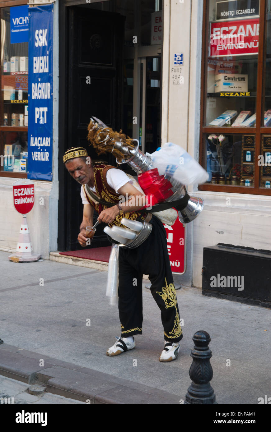 Tea Salesman, Istanbul, Turkey Stock Photo - Alamy