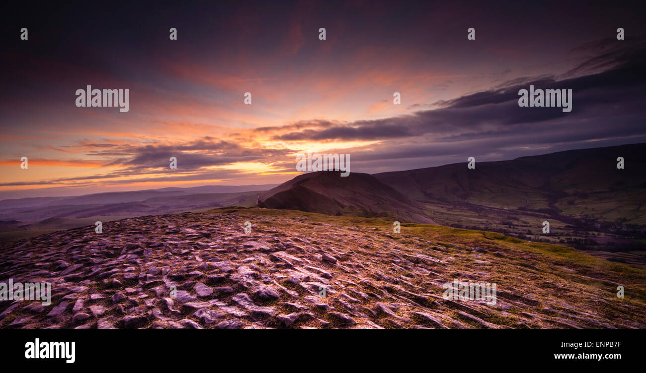 mam tor, peak district sunset Stock Photo - Alamy