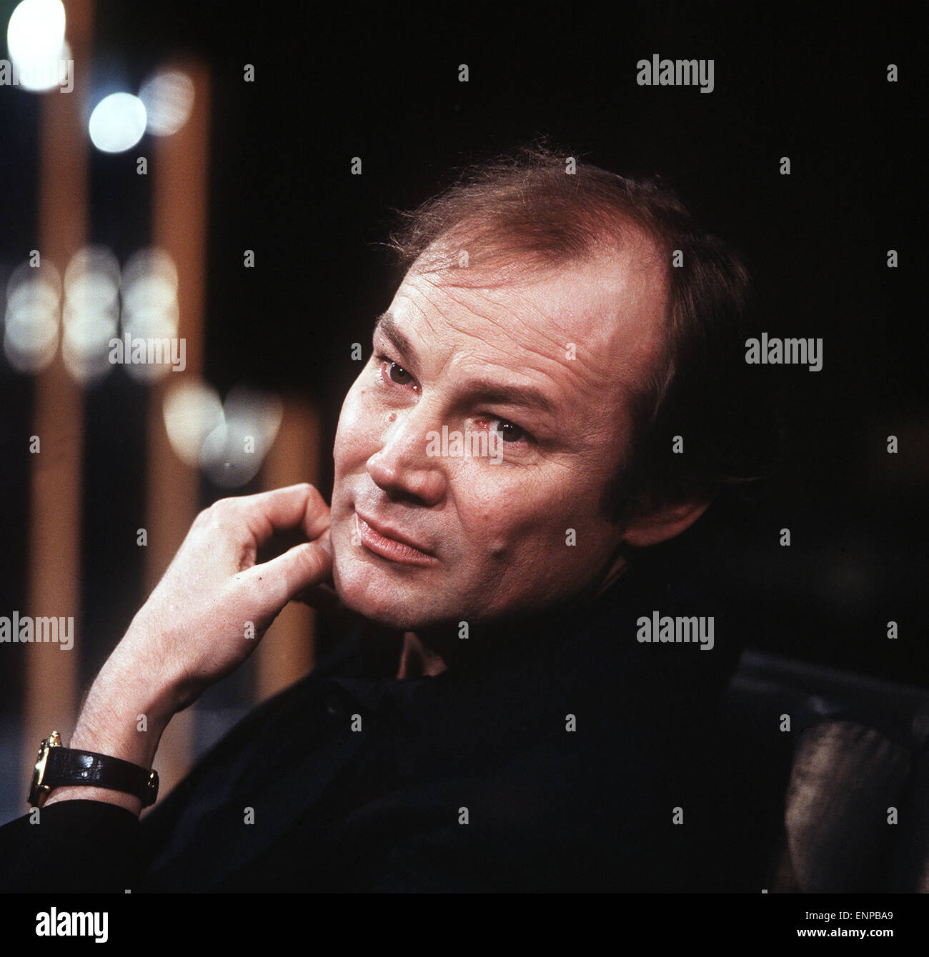Klaus Maria Brandauer, Portrait, 04/1988 Stock Photo - Alamy