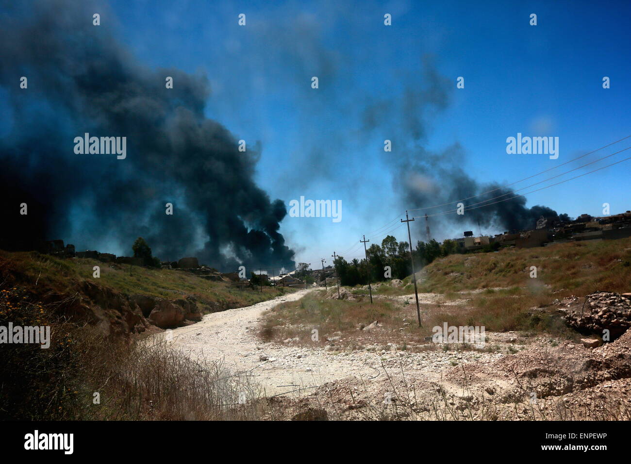 Shingal hi-res stock photography and images - Alamy