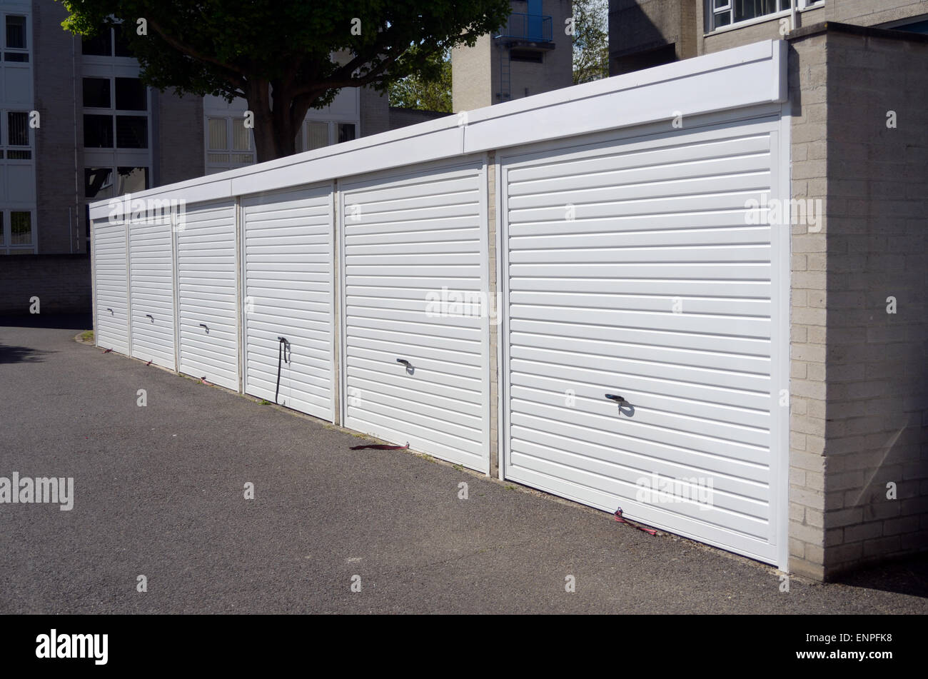 Row of doors hi-res stock photography and images - Alamy
