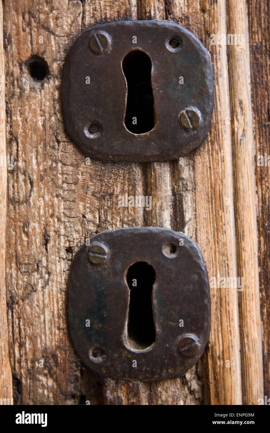 Back keyhole hi-res stock photography and images - Alamy