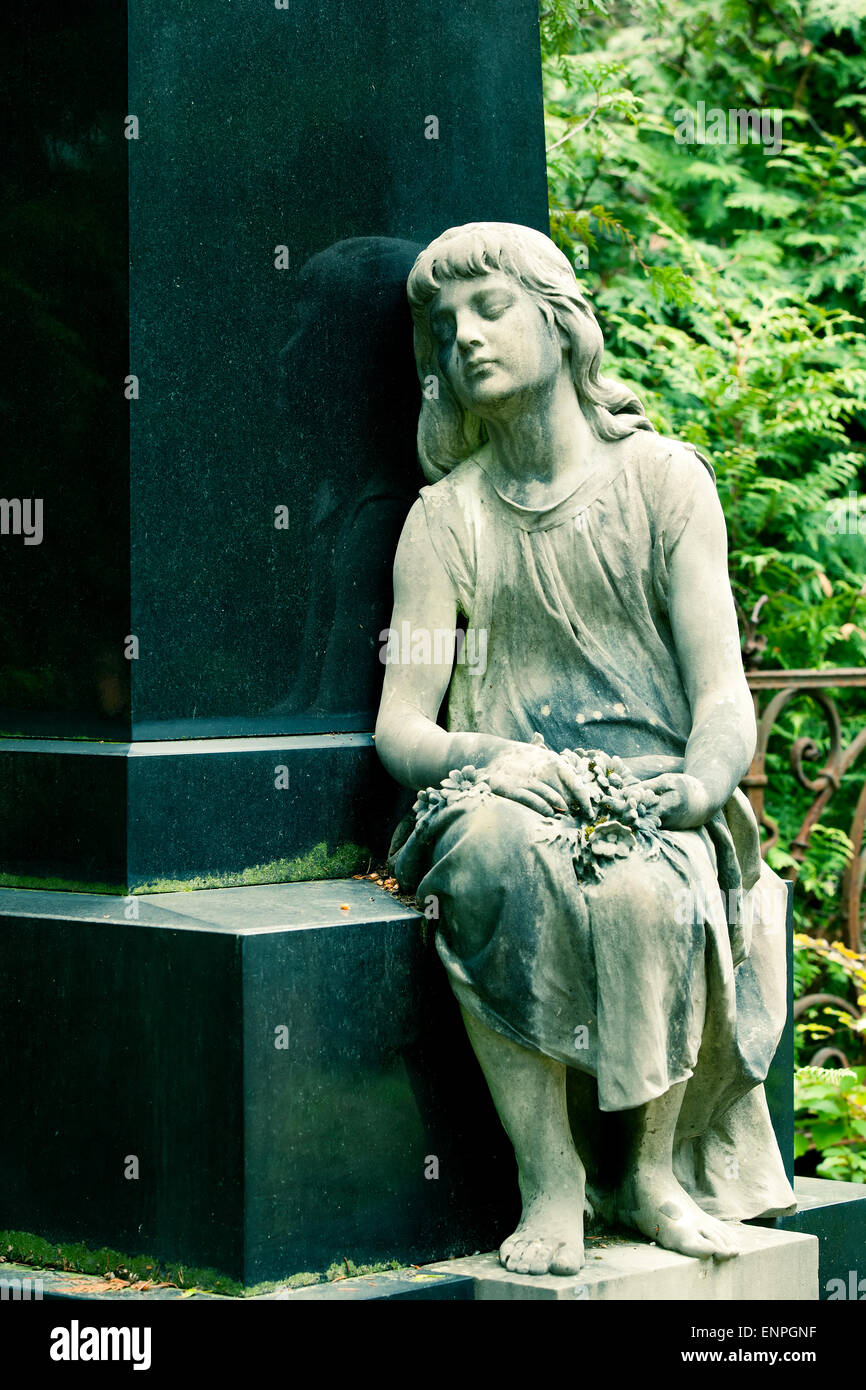 Stone Angel Stock Photos & Stone Angel Stock Images - Alamy