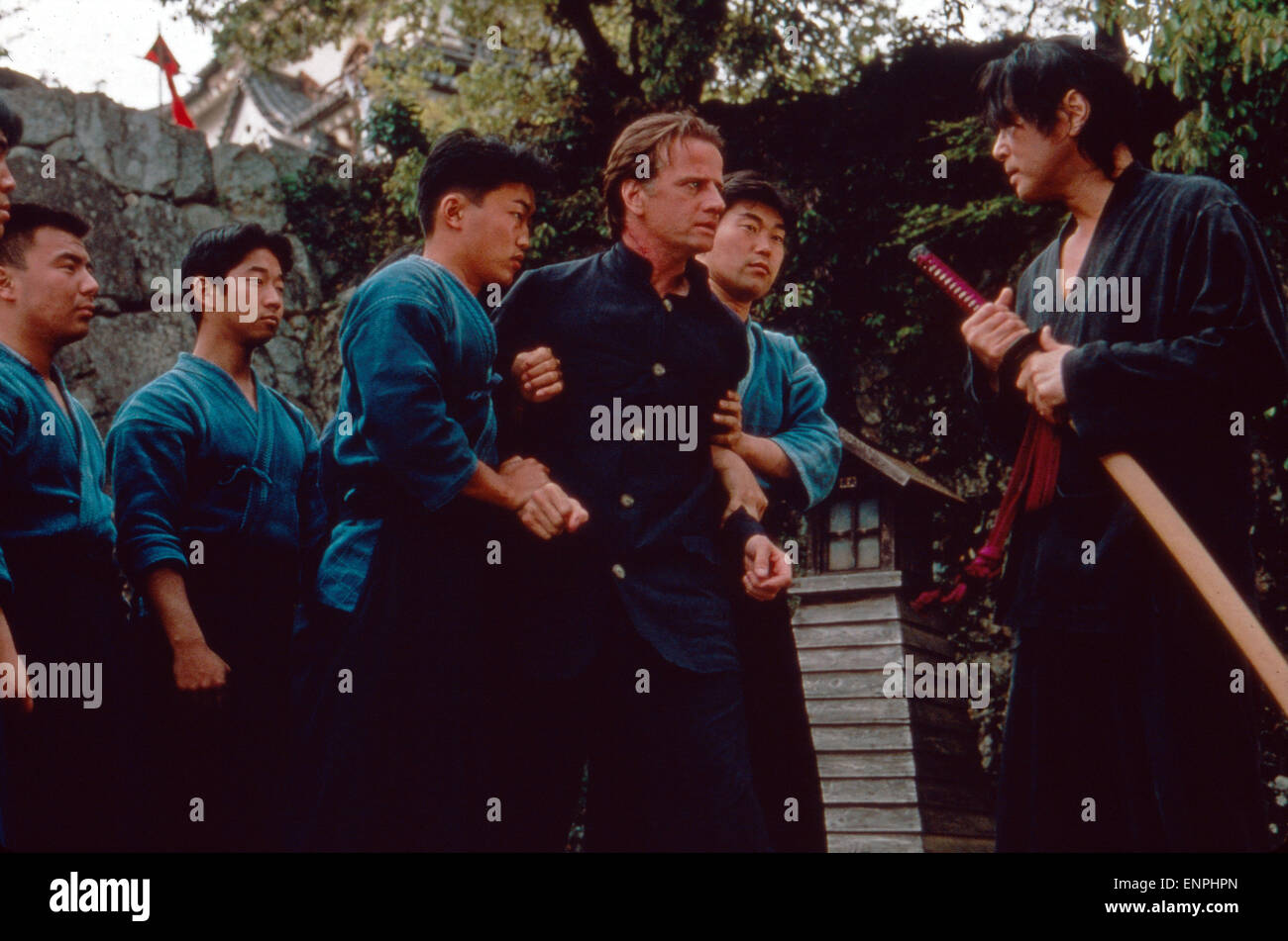 The hunted 1995 christopher lambert hi-res stock photography and images ...