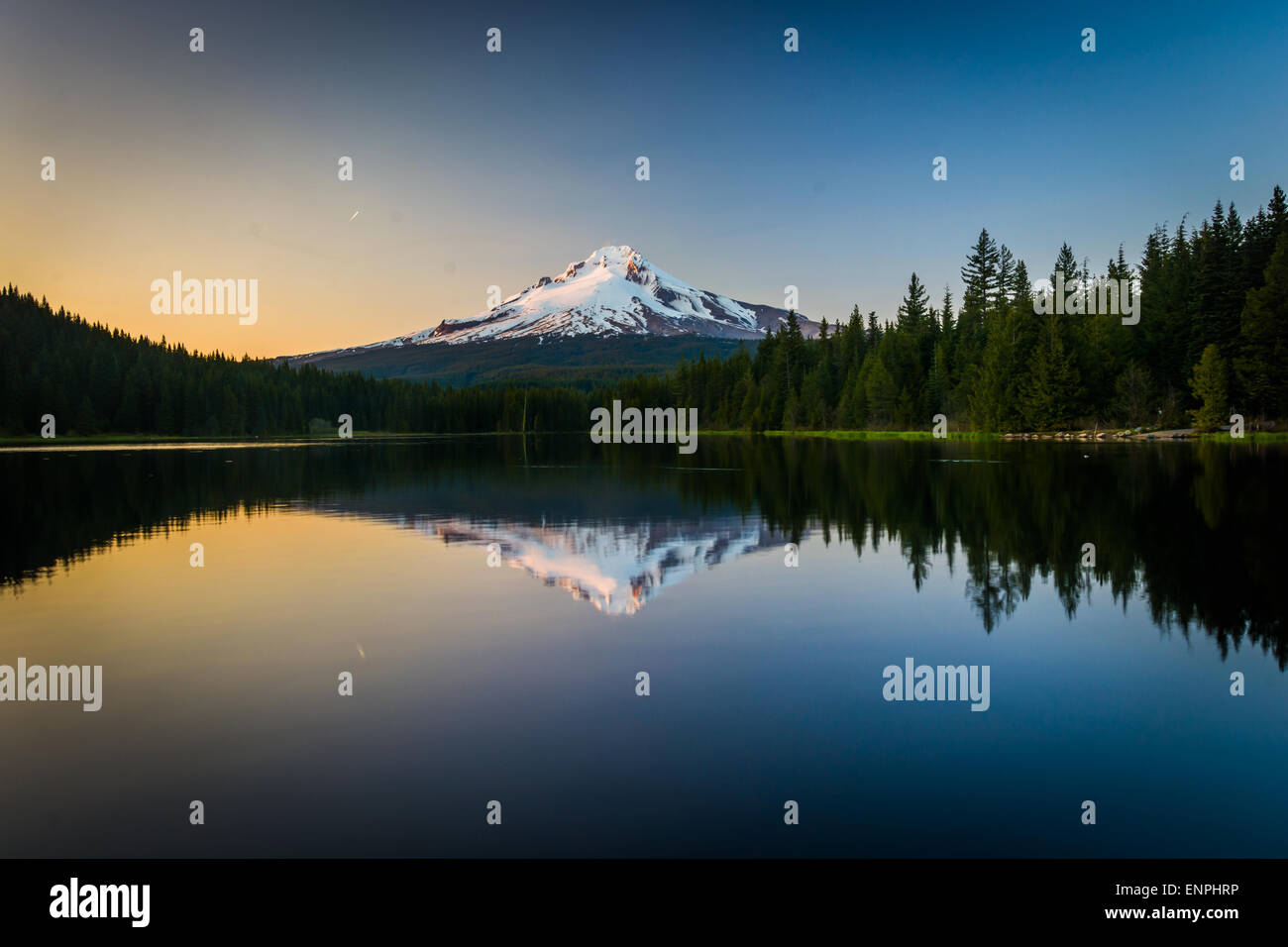 Mount Hood reflecting in Trillium Lake at sunset, in Mount Hood ...