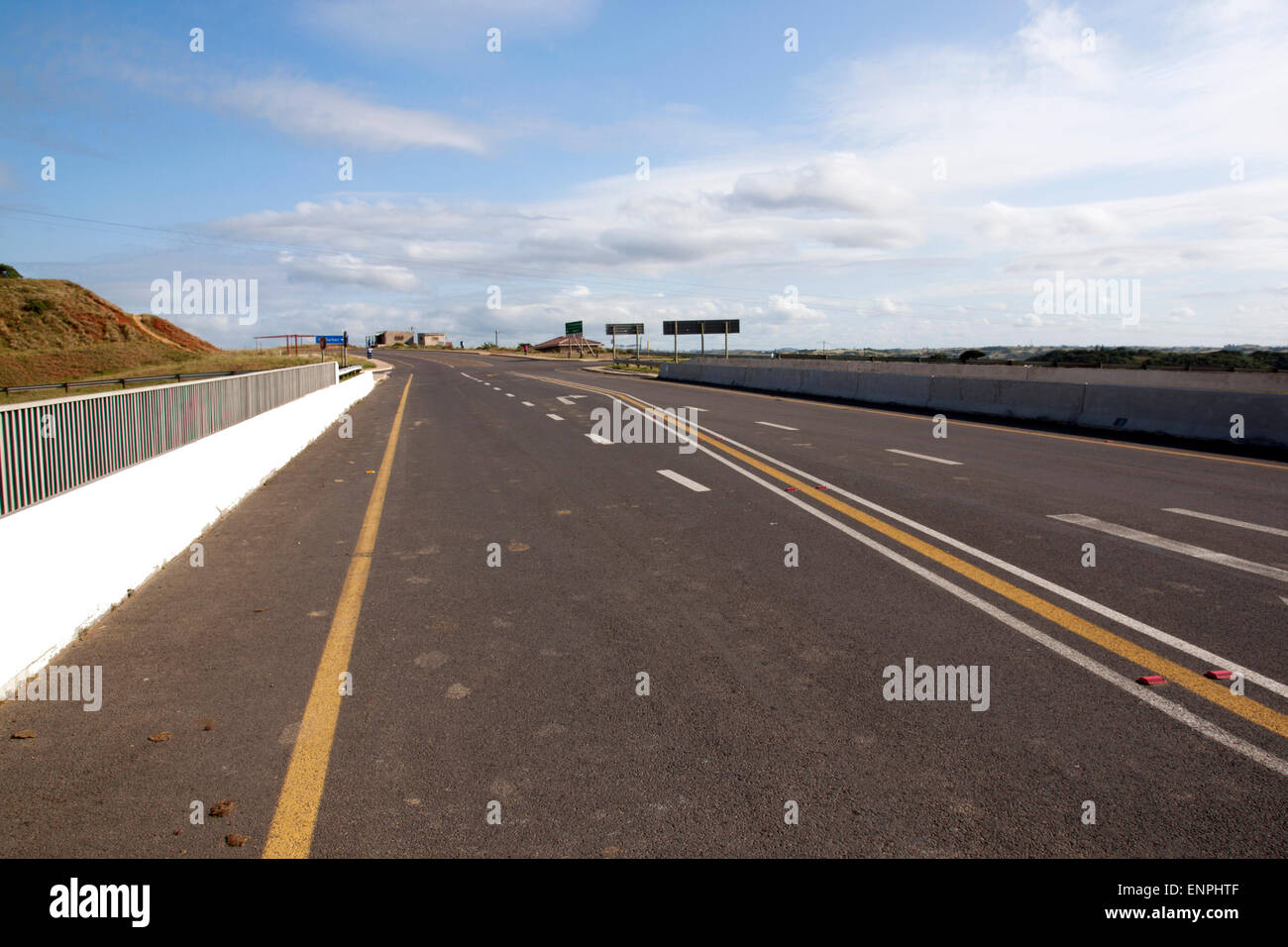 Tarred Road Stock Photos & Tarred Road Stock Images - Alamy