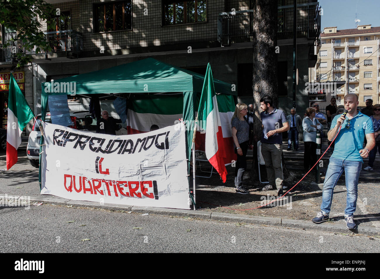 Turin, Italy. 09th May, 2015. Presidium committee reclaim the district ...