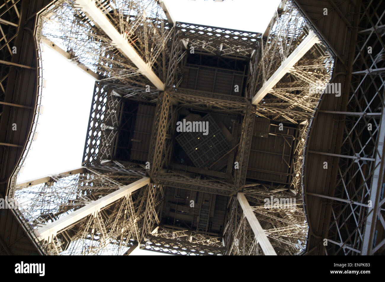 Eiffel Tower, close-up detail of the arch and lattice framework Stock ...