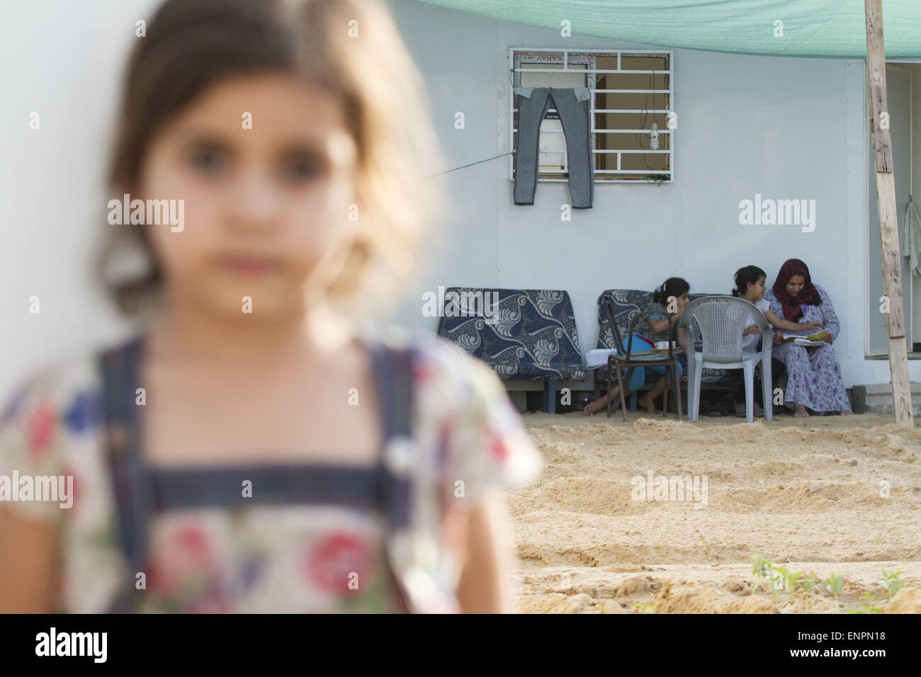 Beit Hanoun, The Gaza Strip, Palestine. 9th May, 2015. Palestinians ...