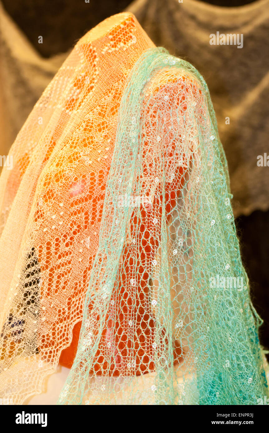 Orenburg downy shawl is knitted goat fluff and threads basics. Orenburg ...