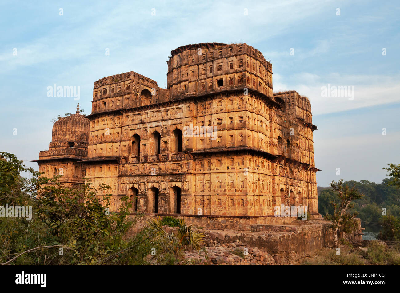 Temples built along the Kanchan Ghat of the river Betwa in Orchha ...