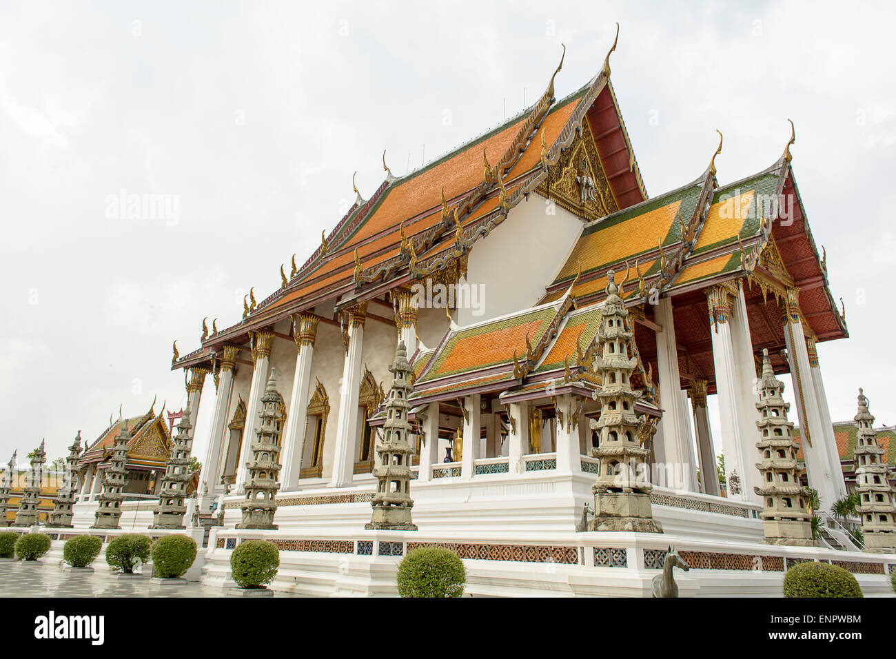 Beautiful wat suthat bangkok hi-res stock photography and images - Alamy