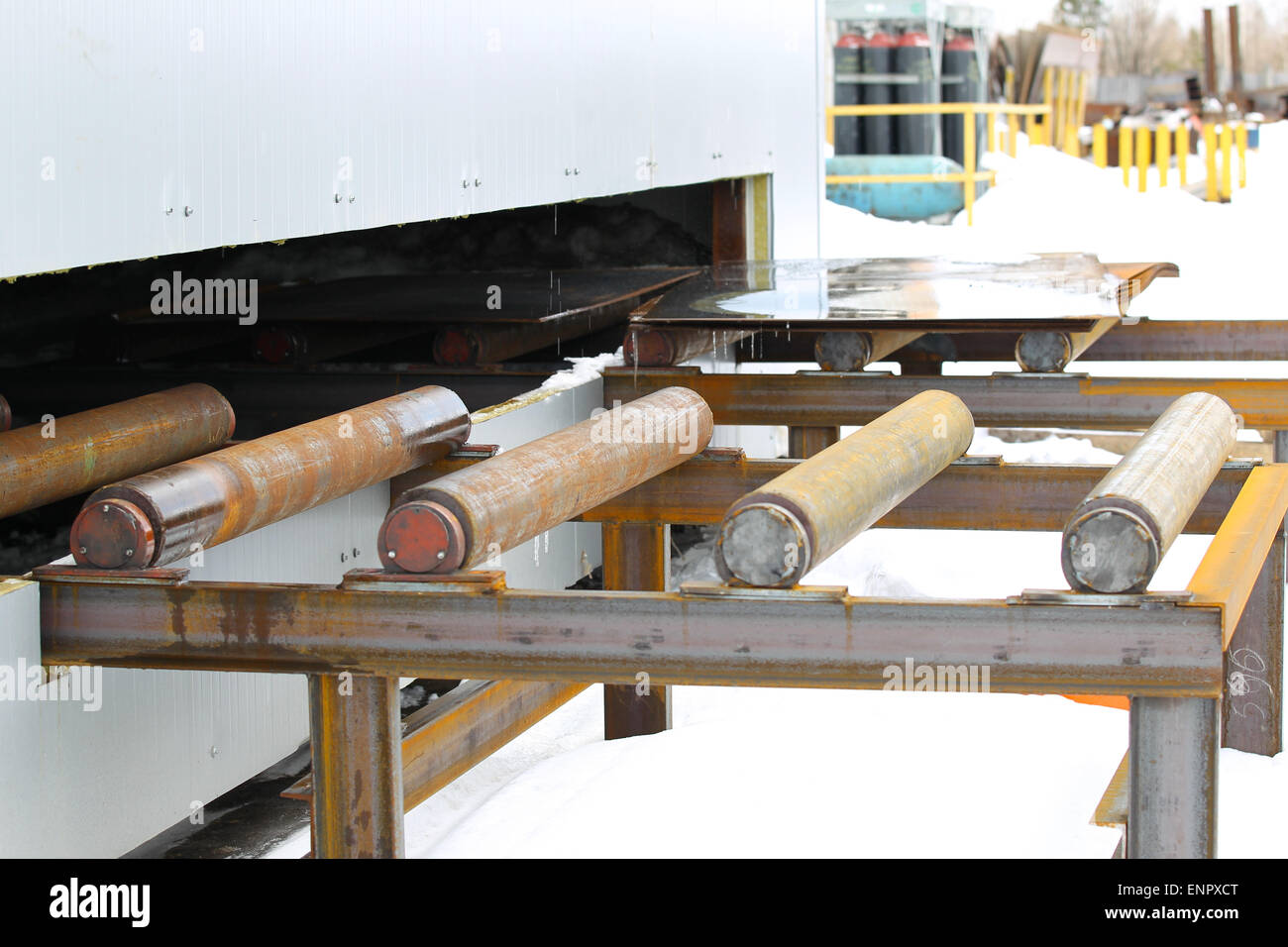 system of rollers for feeding and movement of various metal rolling ...