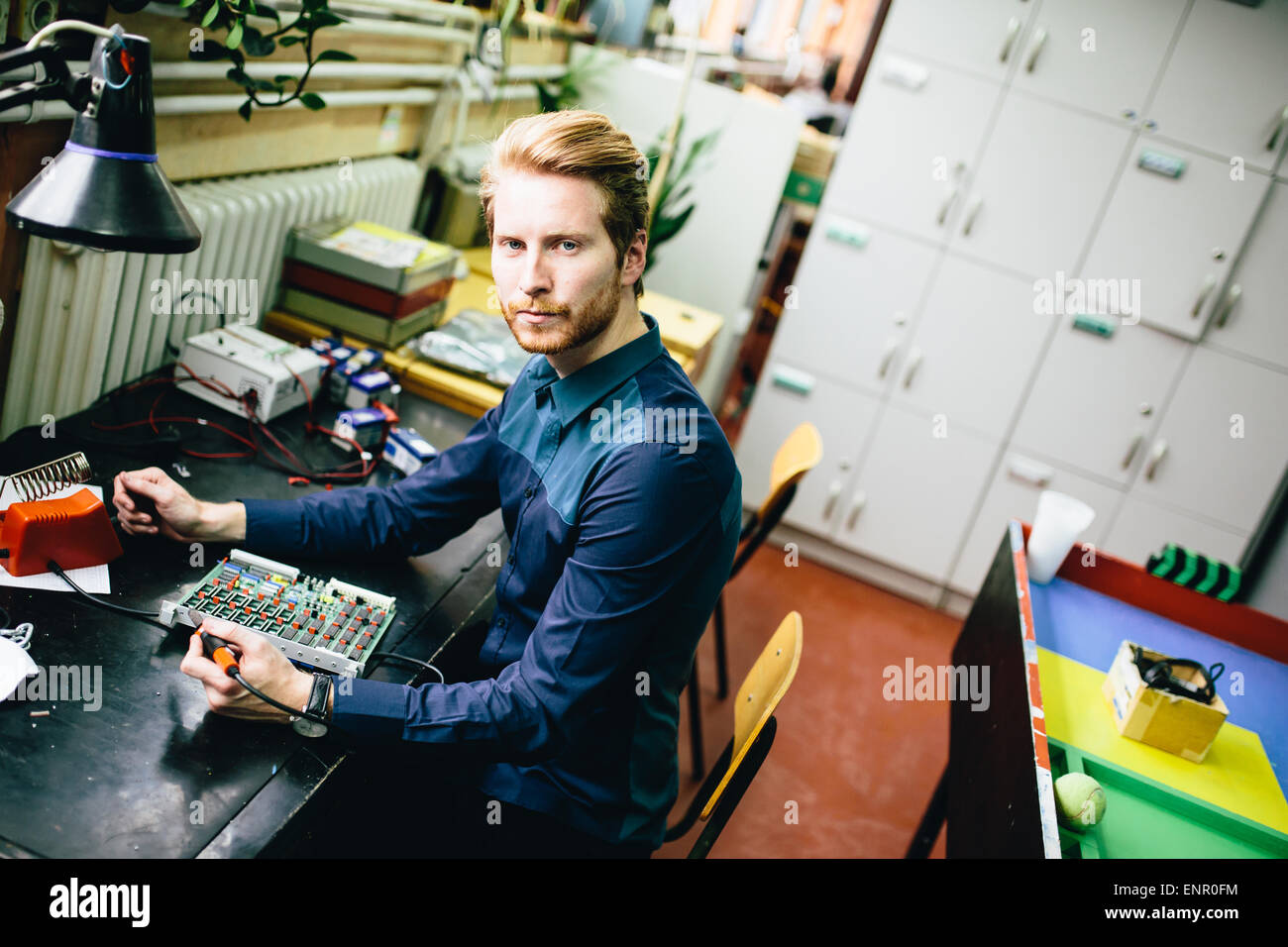 Electronics industry engineering hi-res stock photography and images ...