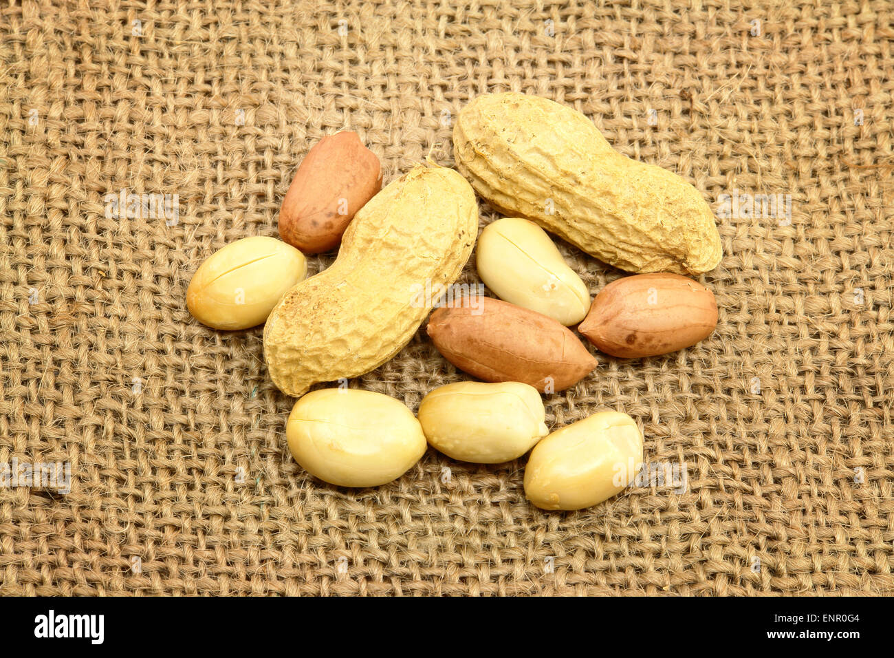 Peeled raw peanuts dried hi-res stock photography and images - Alamy