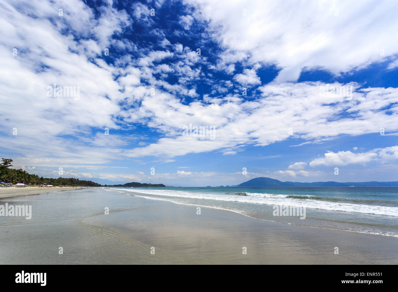 Doc Let beach At Morning, Nha Trang central Vietnam Stock Photo - Alamy
