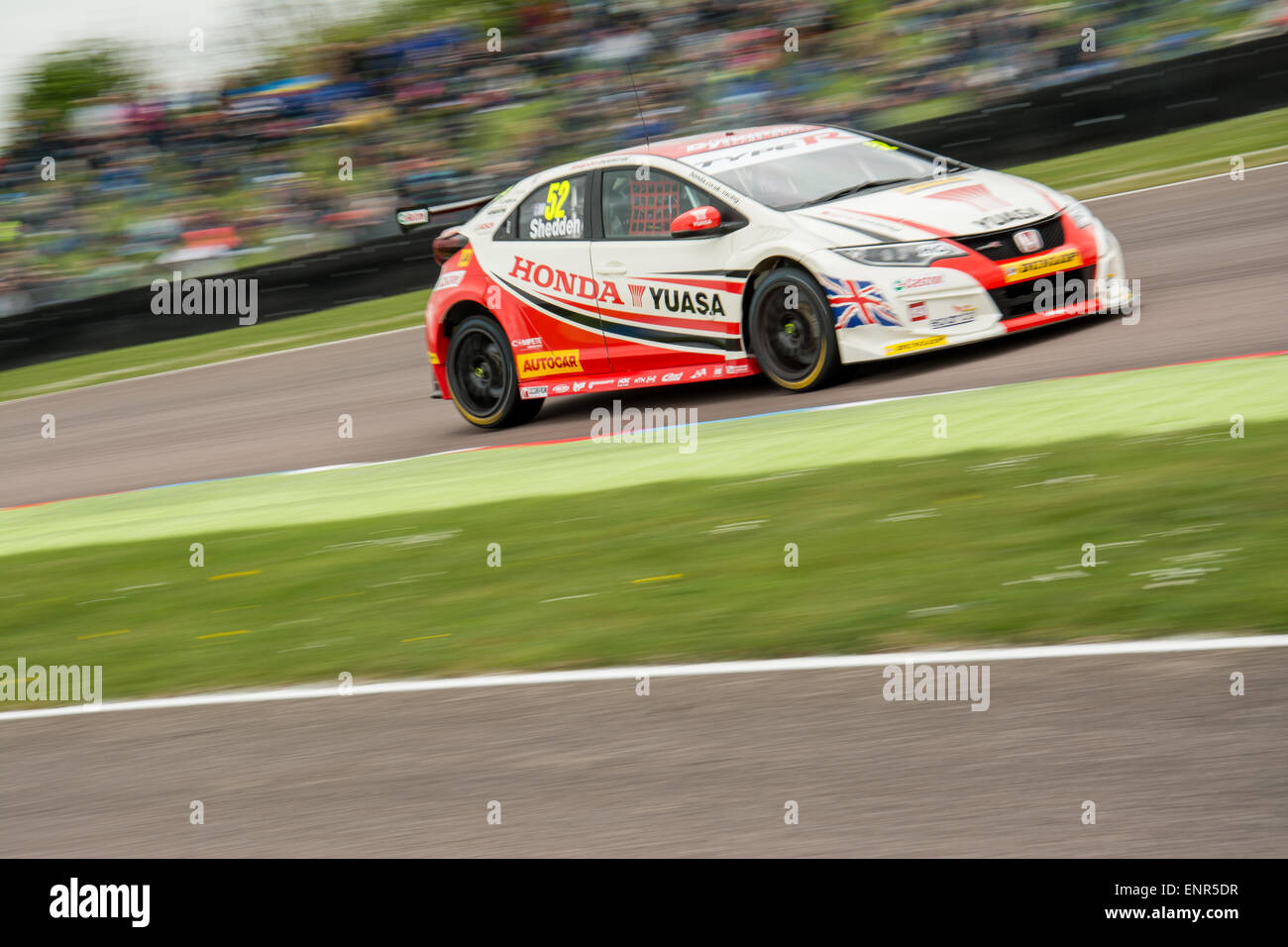 Thruxton, Andover, HAMPSHIRE, UK. 10th May, 2015. Gordon Shedden and ...