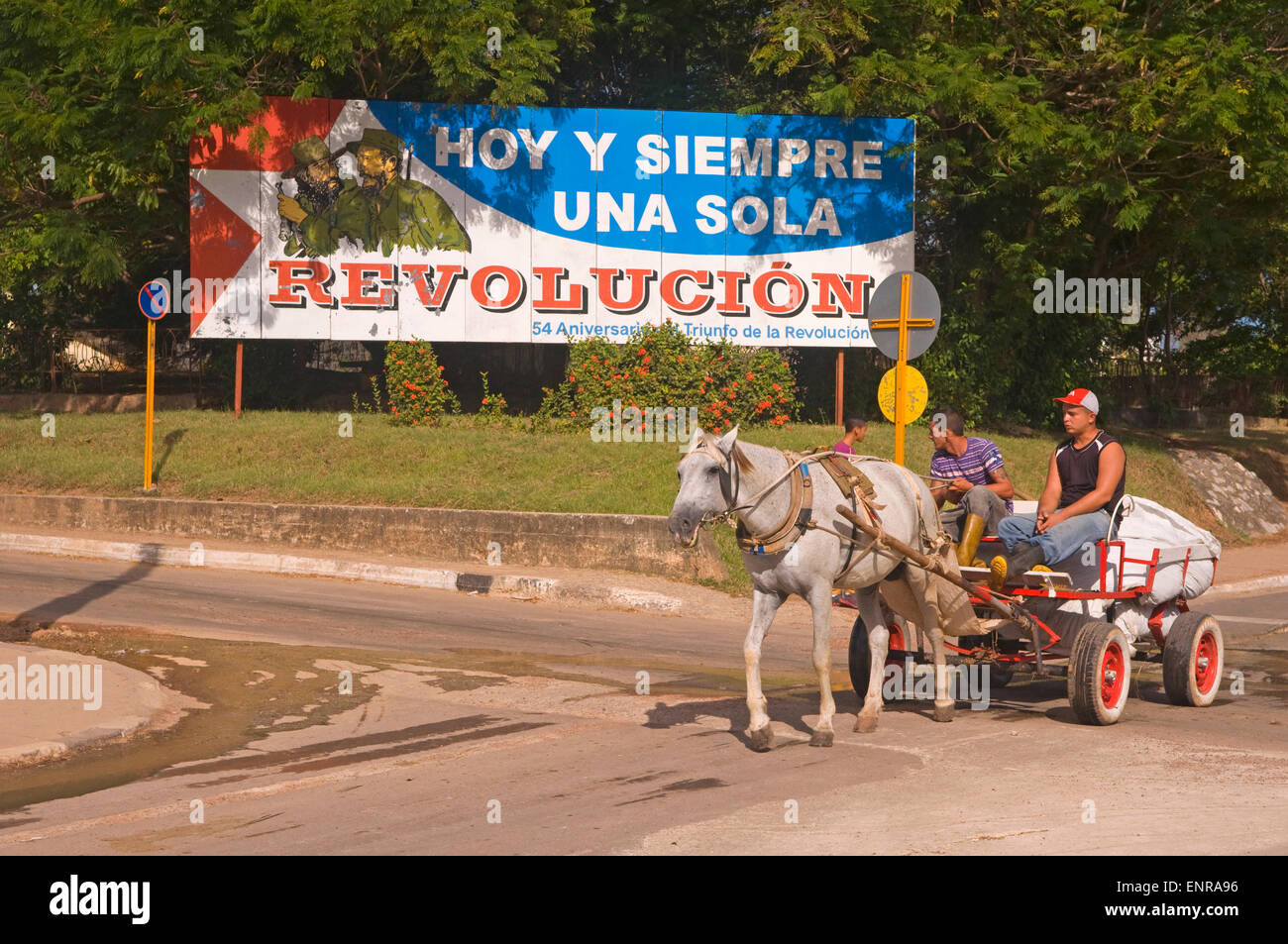 Cuban revolution poster hi-res stock photography and images - Alamy