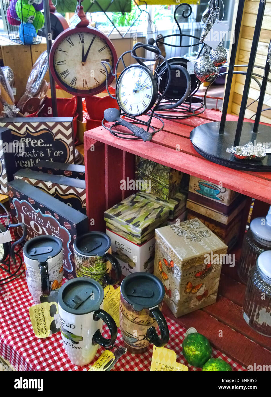Vintage general store interior hi-res stock photography and images - Alamy