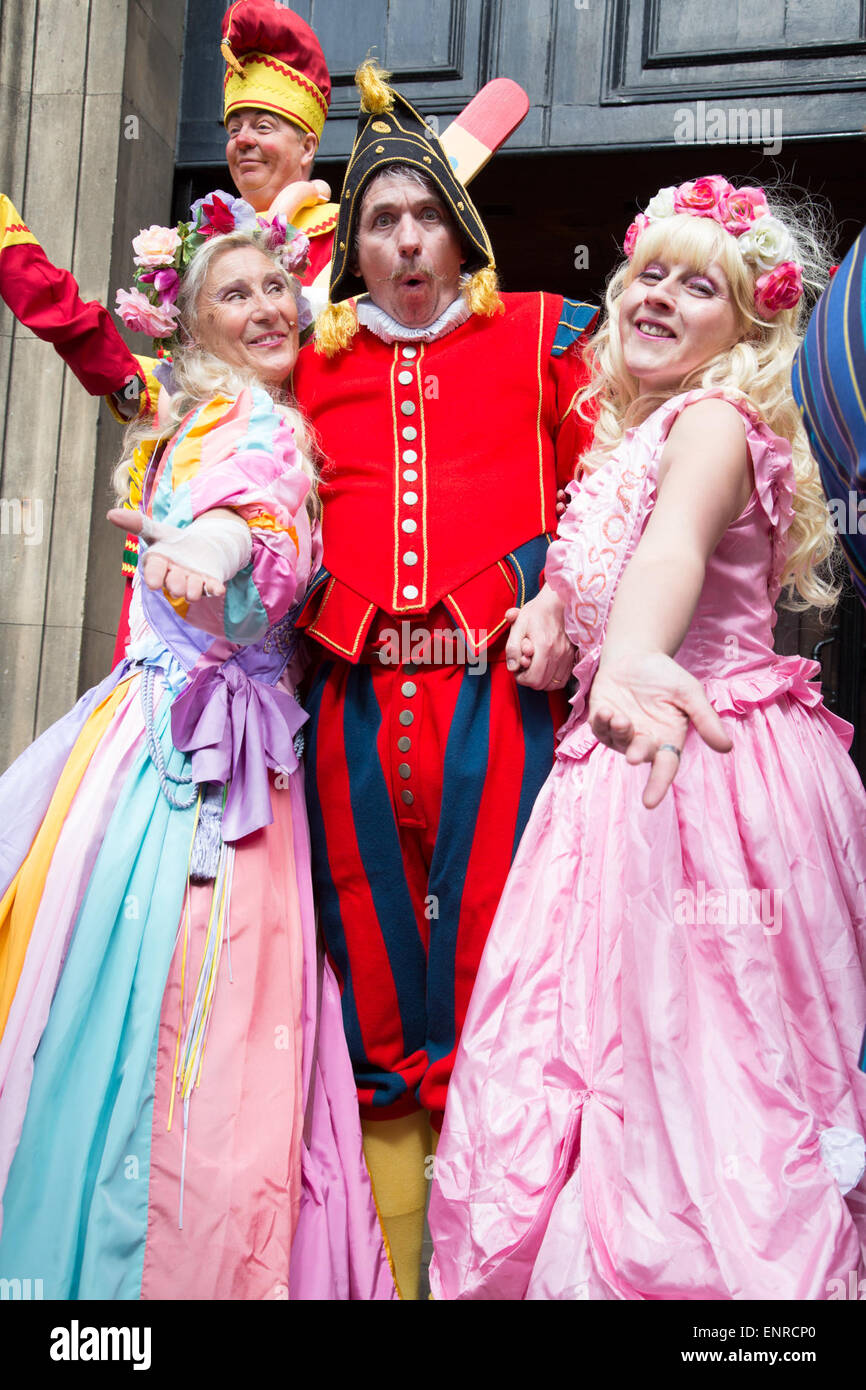 Garden may fayre and puppet festival hi-res stock photography and ...