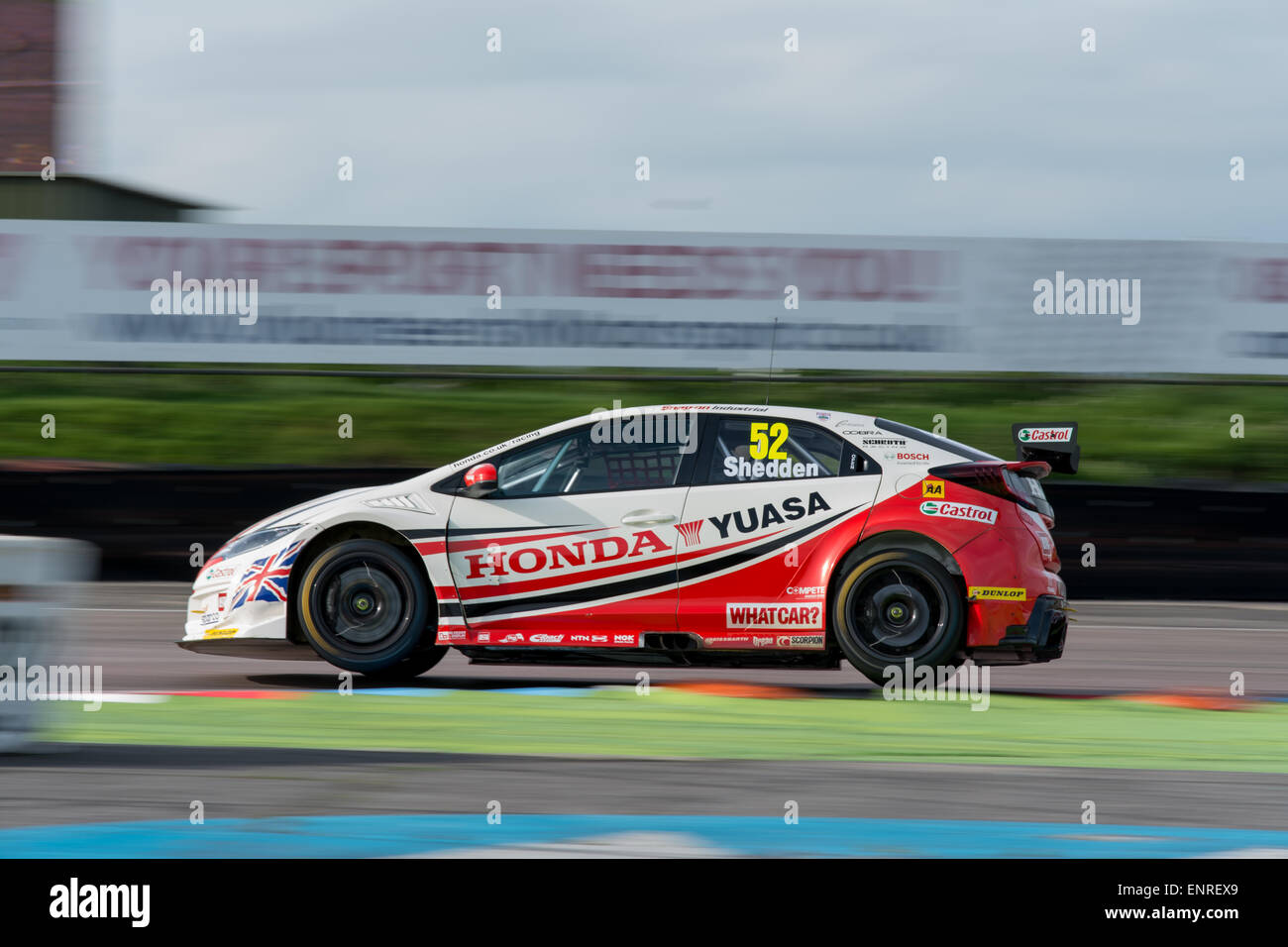 Thruxton, Andover, Hampshire, UK. 10th May, 2015. Gordon Shedden and ...