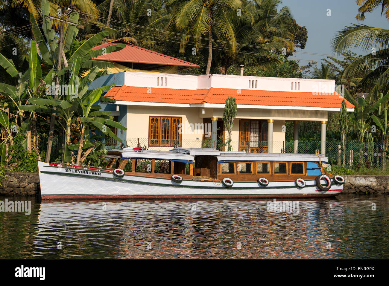 Karela boat hi-res stock photography and images - Alamy