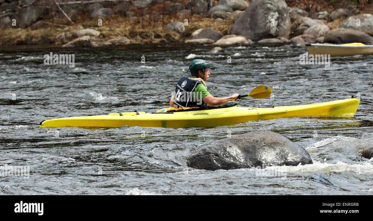 Man with paddle kayaking hi-res stock photography and images - Alamy