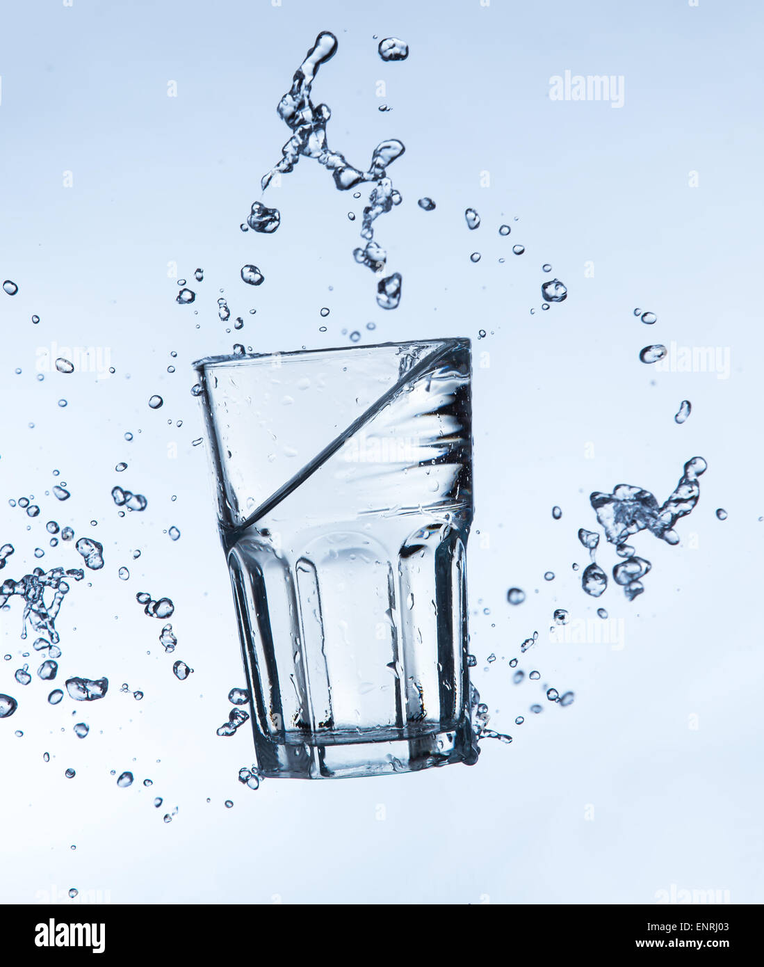 Water shot hi-res stock photography and images - Alamy