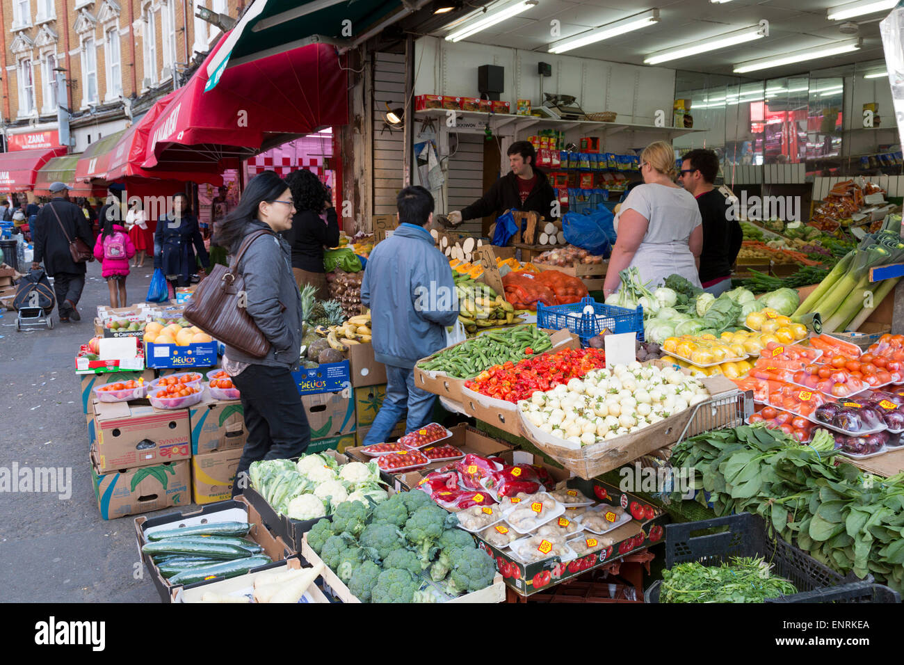 Brixton market on electric avenue hi-res stock photography and images ...