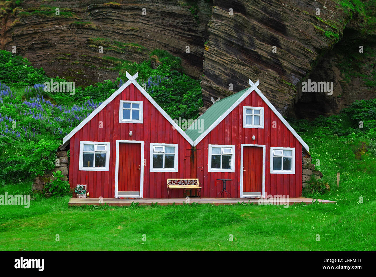 Traditional icelandic Cottage House Stock Photo - Alamy
