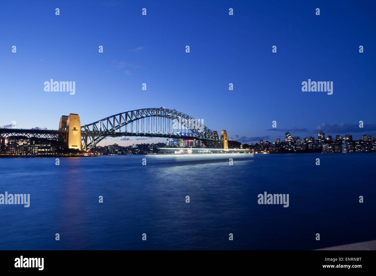 Flyover boats hi-res stock photography and images - Alamy