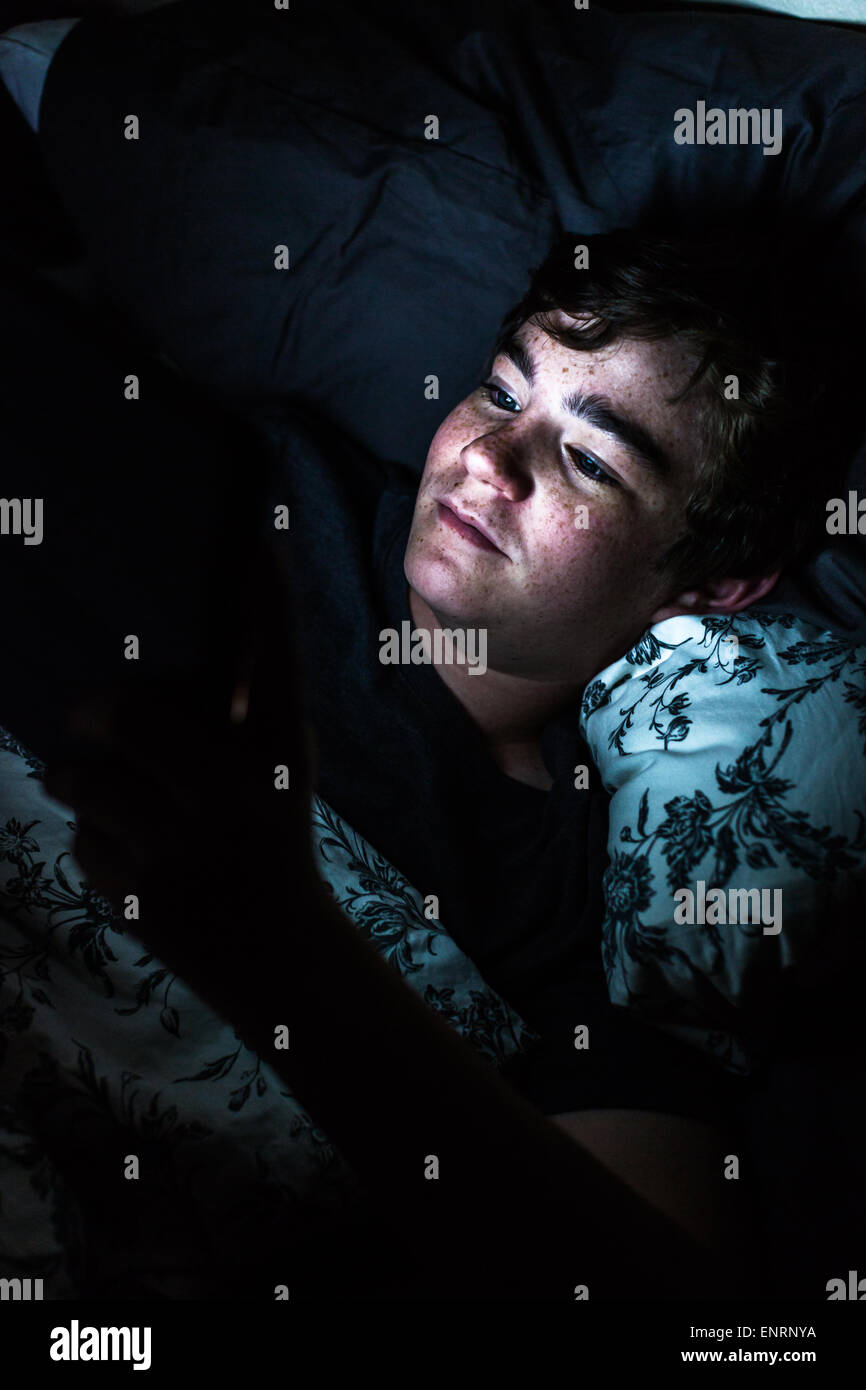 14 teen tablet computer hi-res stock photography and images - Alamy