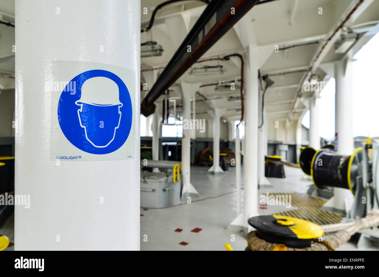 Safety sign hi-res stock photography and images - Alamy