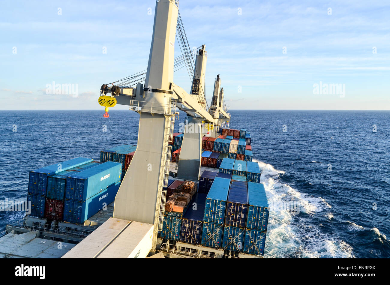 Ship carrying freight hi-res stock photography and images - Alamy