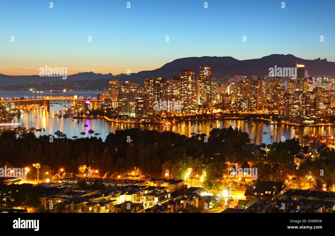 British columbia city night hi-res stock photography and images - Alamy