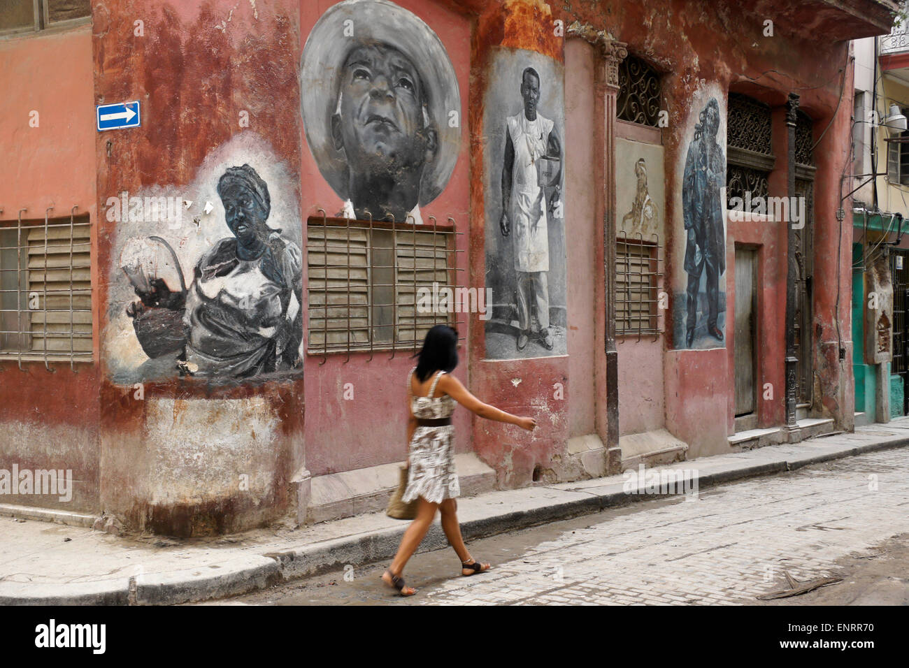 Old havana cuba mural hi-res stock photography and images - Alamy