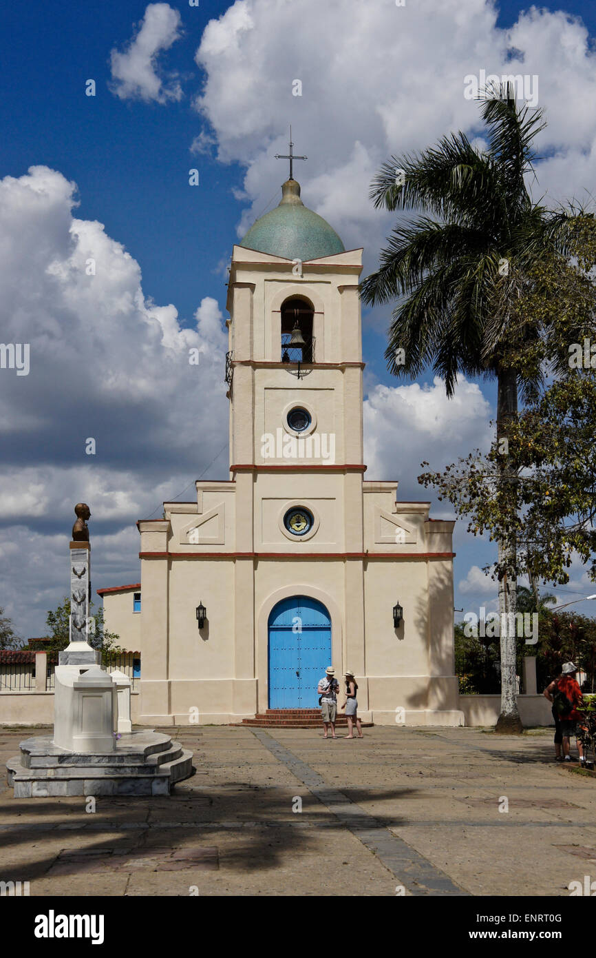 Church on main plaza, Viñales, Pinar del Rio province, Cuba Stock Photo ...