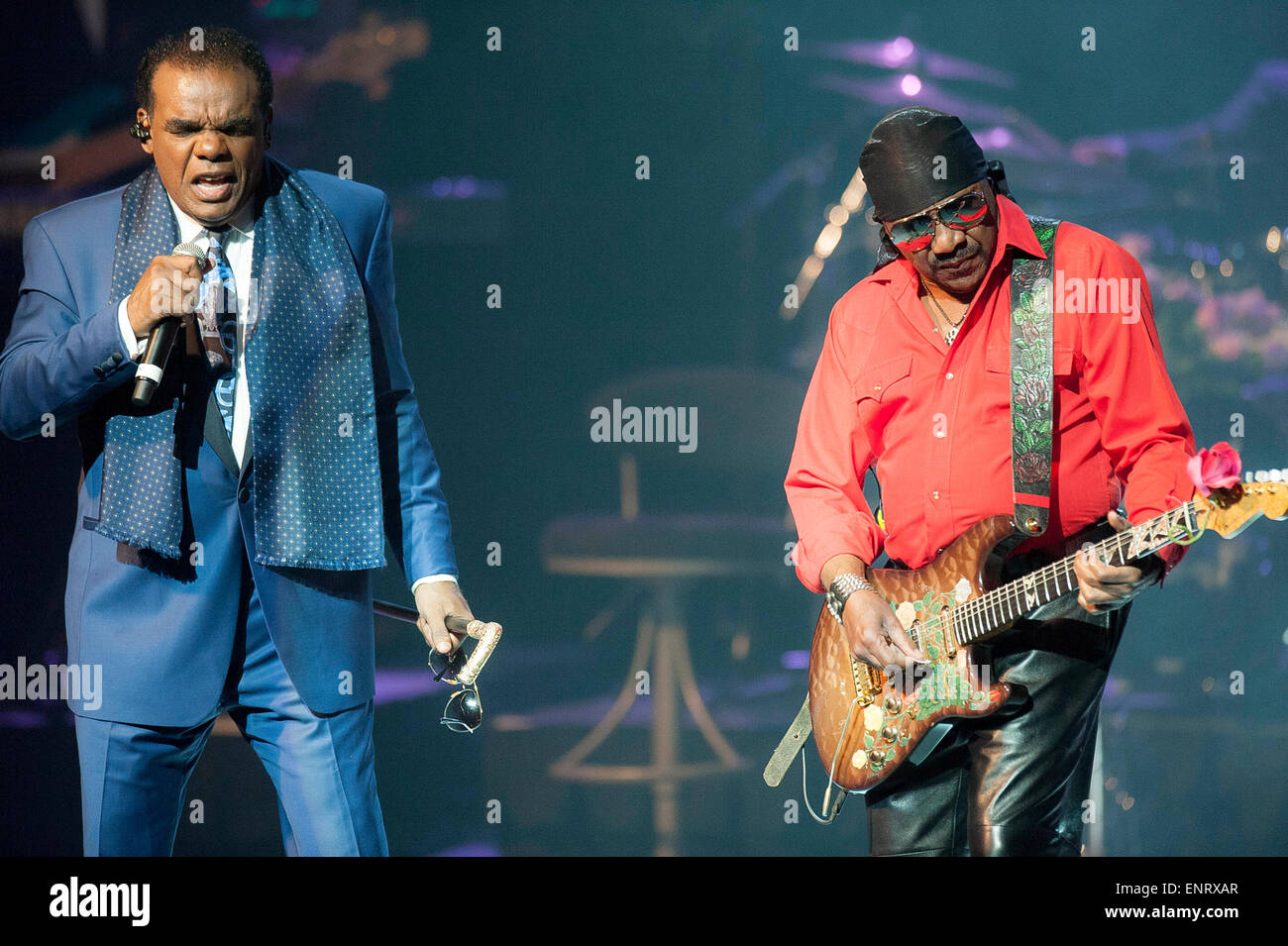 Durham, North Carolina, USA. 10th May, 2015. Singer RONALD ISLEY and ...