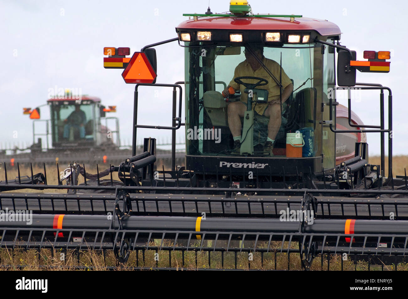 Outside machinery hi-res stock photography and images - Alamy