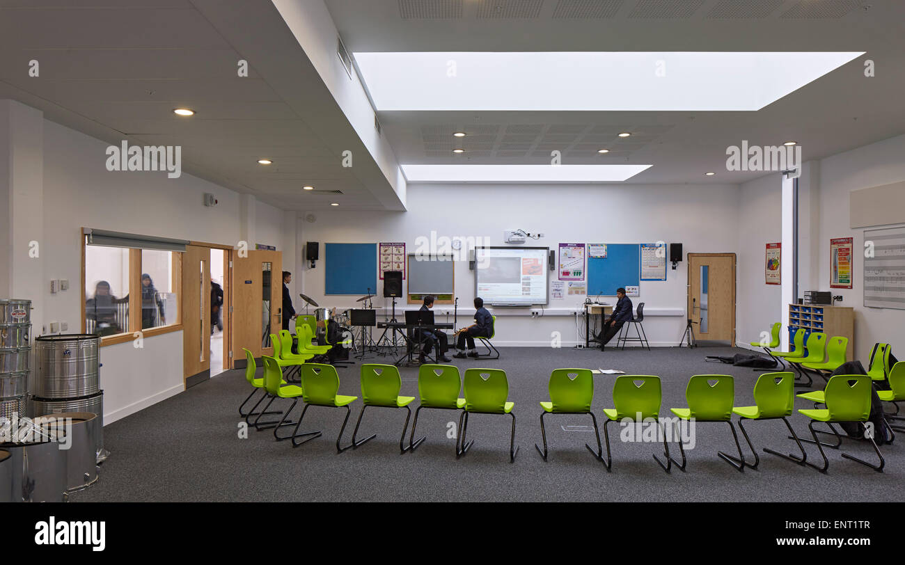 Music classroom. Regent High School, London, United Kingdom. Architect ...