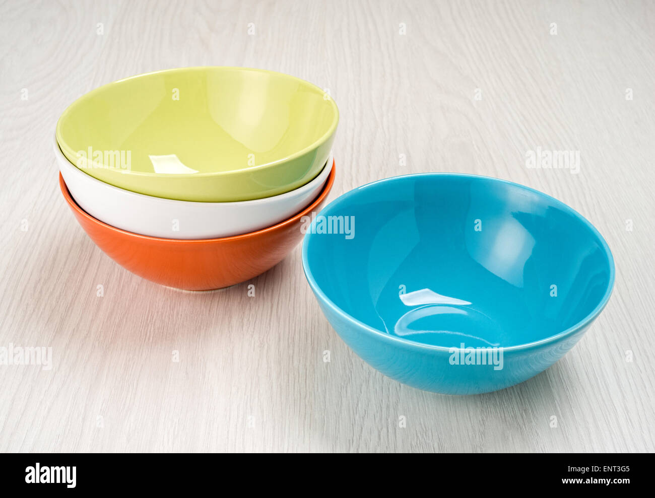 Plates dishes on dining hi-res stock photography and images - Alamy