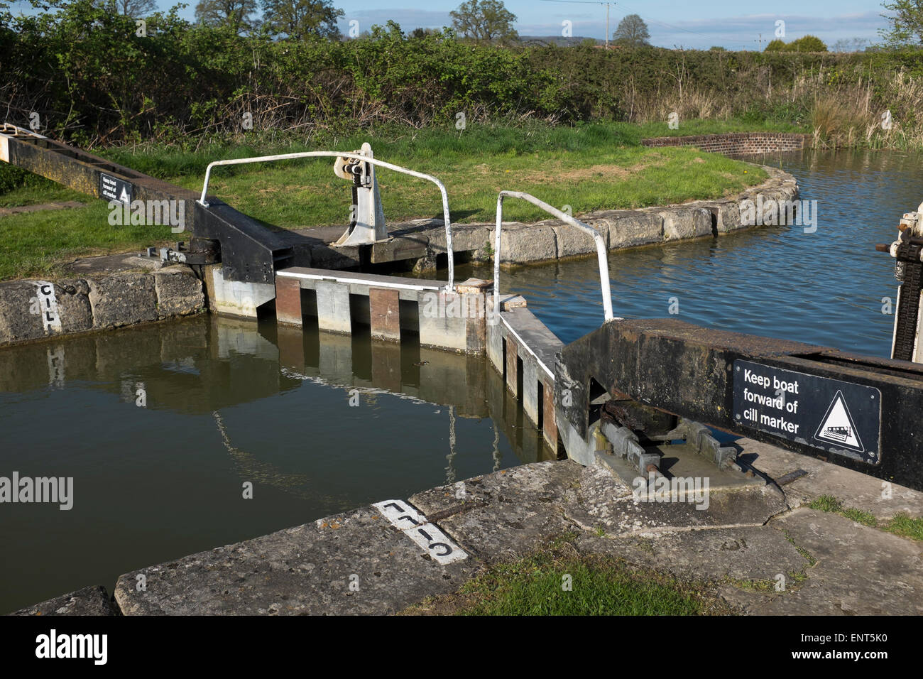 Lock Gates at Caen Hill near Devizes Stock Photo - Alamy