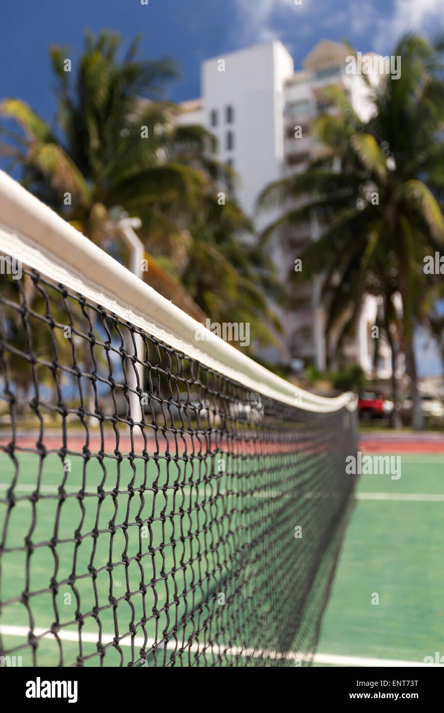 Outdoor tennis net at court with nobody, closeup Stock Photo - Alamy