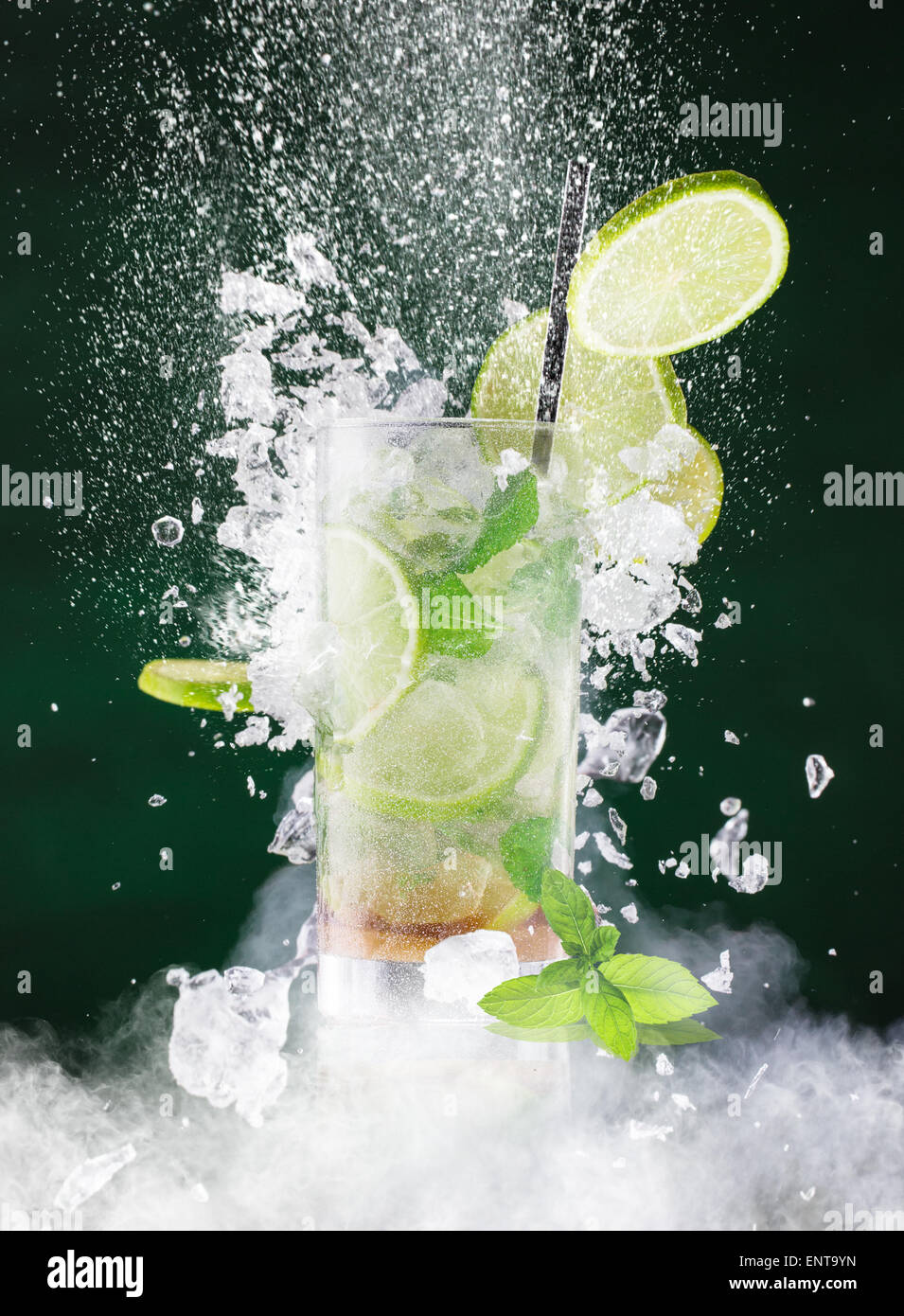 Freeze motion hi-res stock photography and images - Alamy