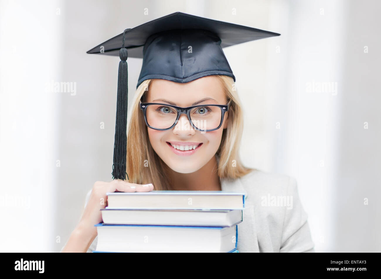 student in graduation cap Stock Photo - Alamy