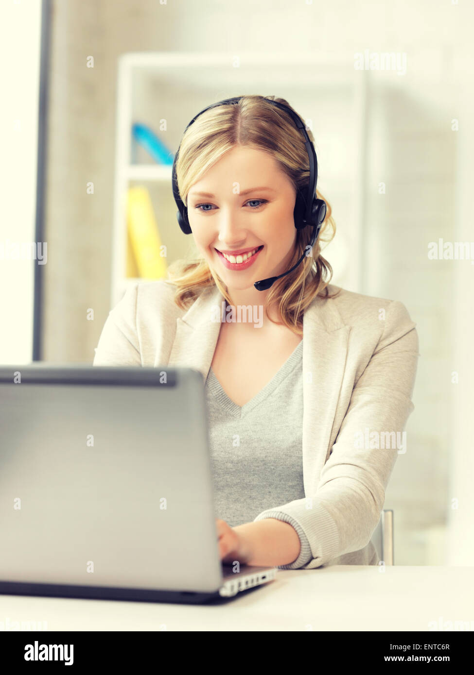 helpline operator with laptop computer Stock Photo - Alamy