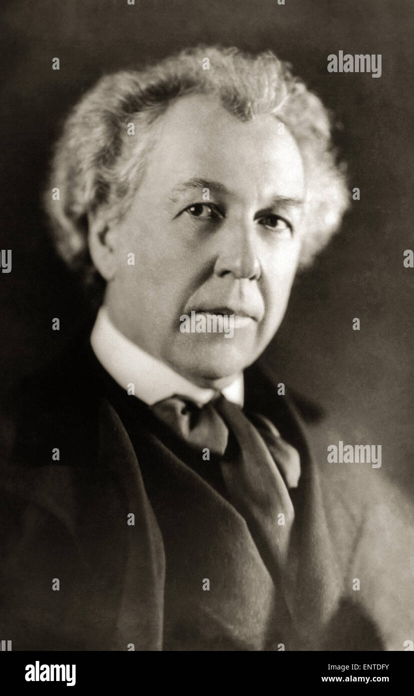 Young Frank Lloyd Wright Portrait